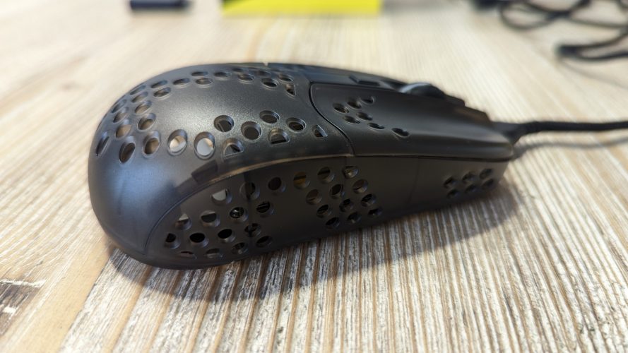 Test Xtrfy MZ1 Wireless - Une souris sans-fil légère répondant à des ...